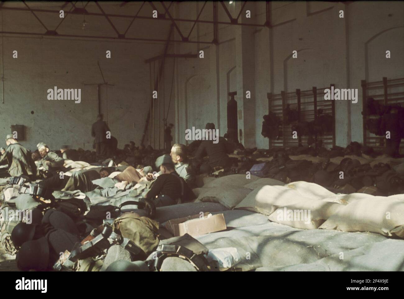 Second World War. Battle breaks. Provisional warehouse in a gym Stock ...