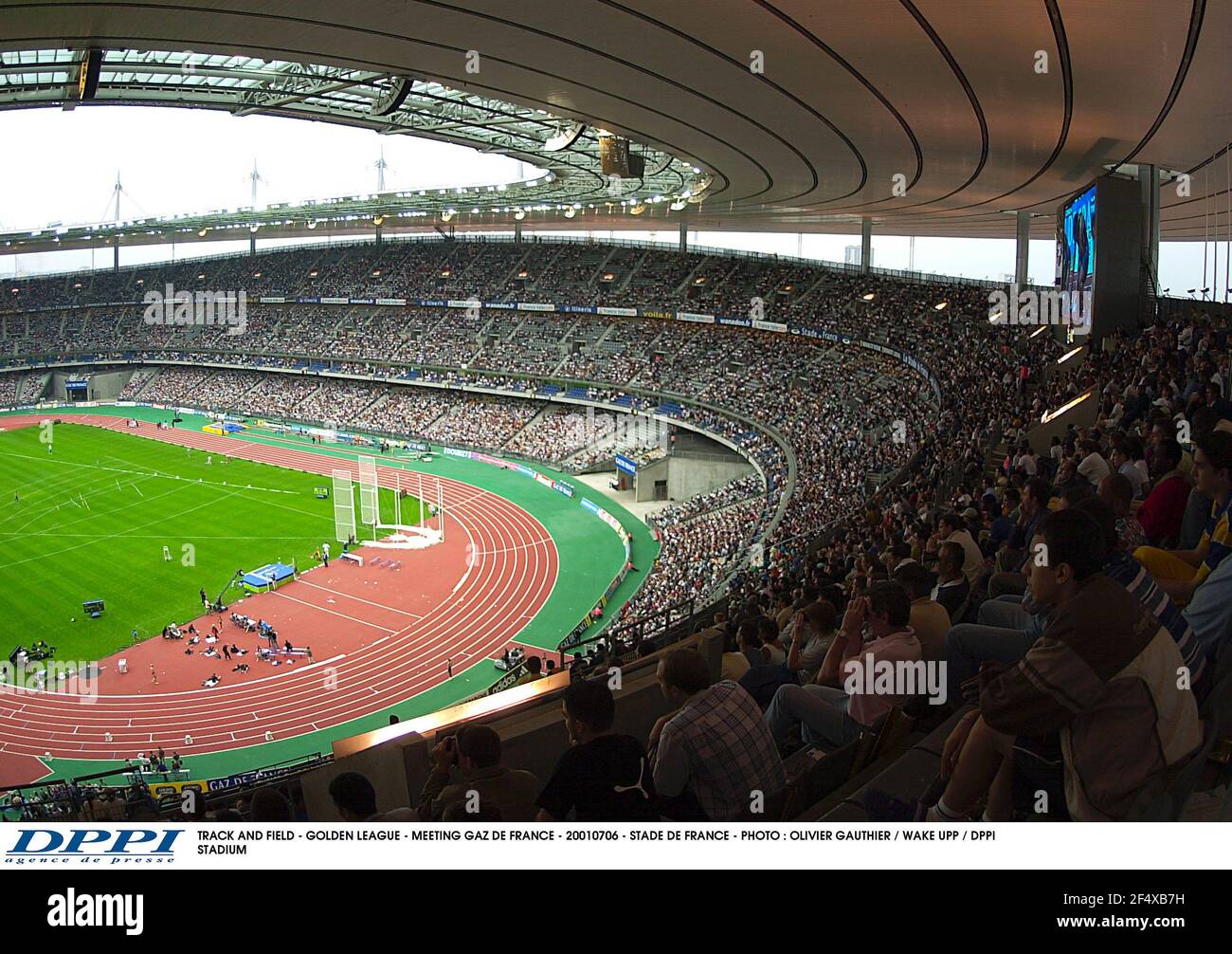 TRACK AND FIELD - GOLDEN LEAGUE - MEETING GAZ DE FRANCE - 20010706 ...