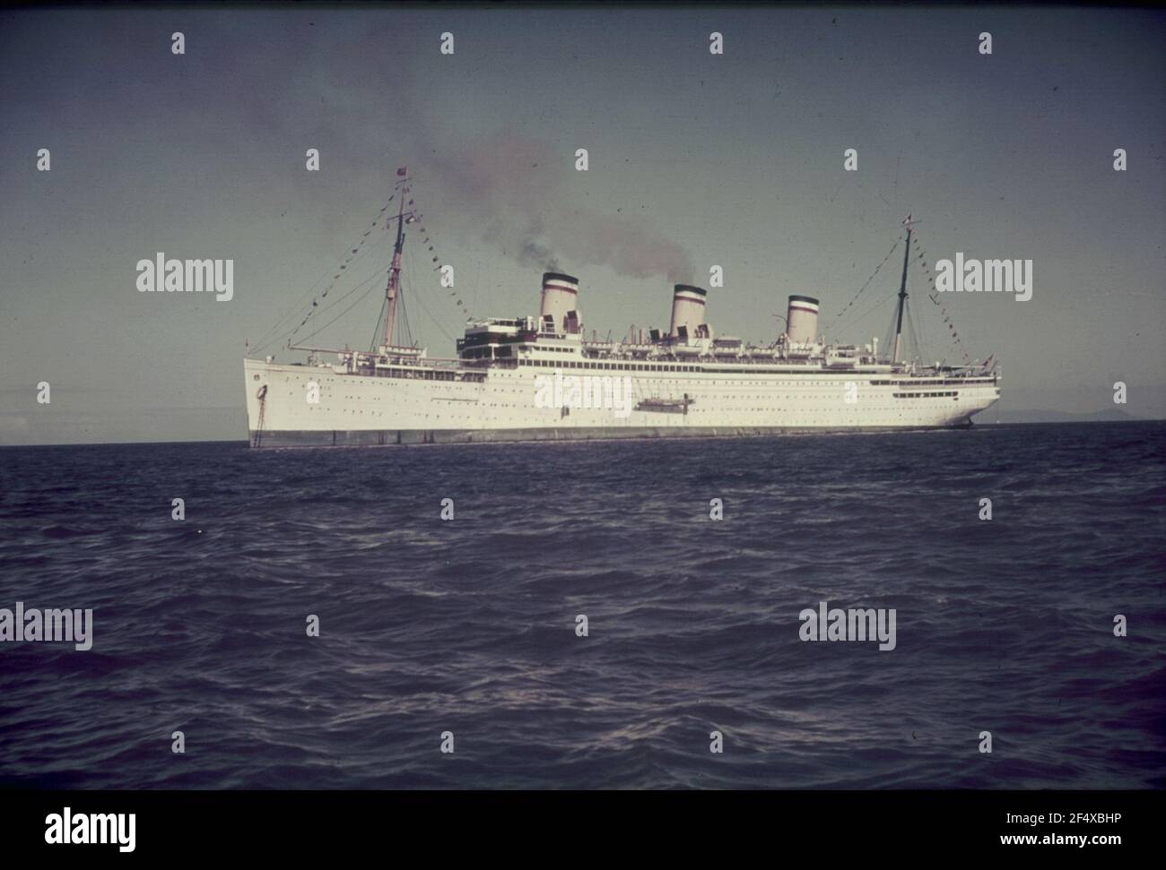 Cruise ship "Reliance Stock Photo - Alamy