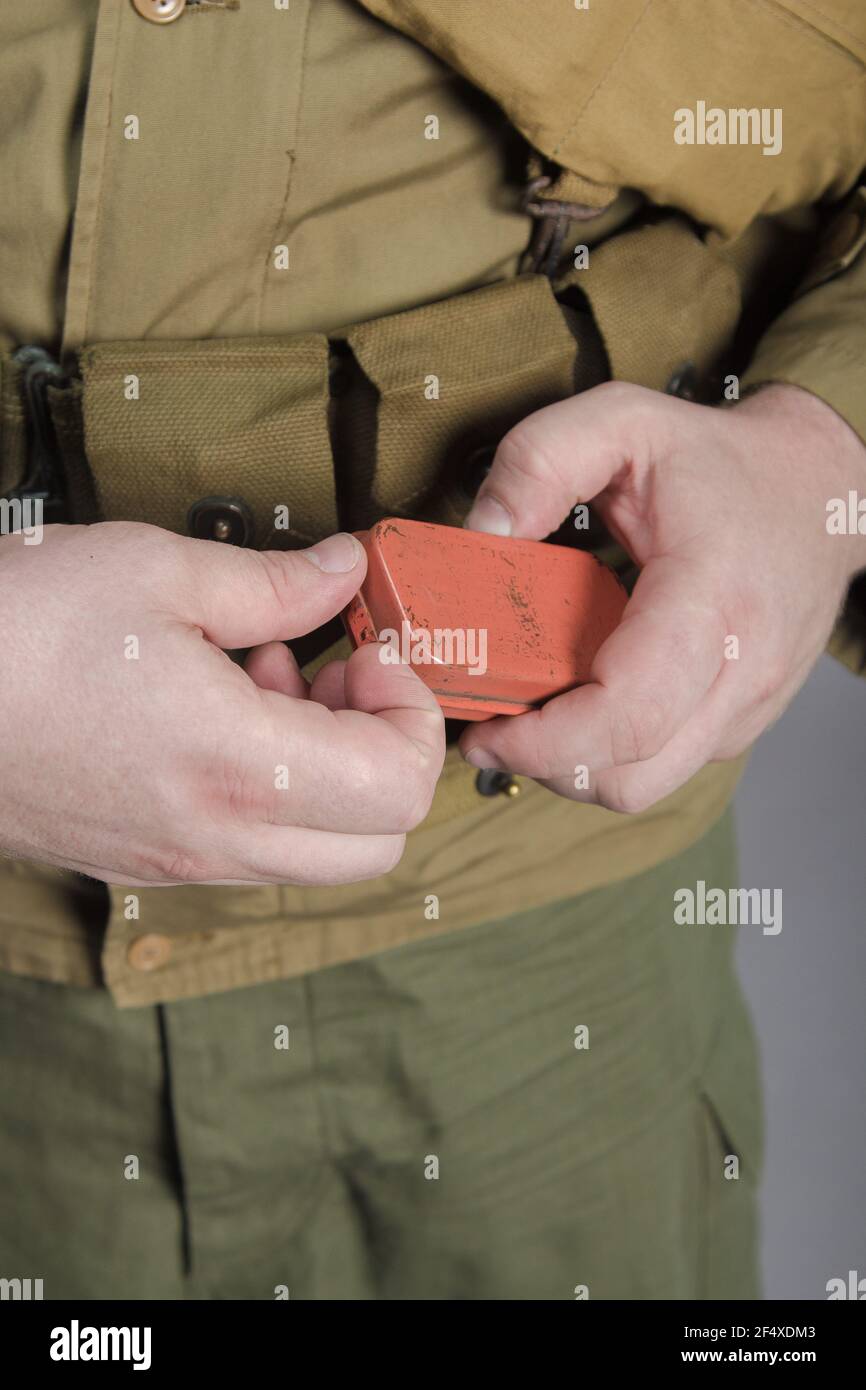 Details of the uniform of the American ranger of the period of the ...