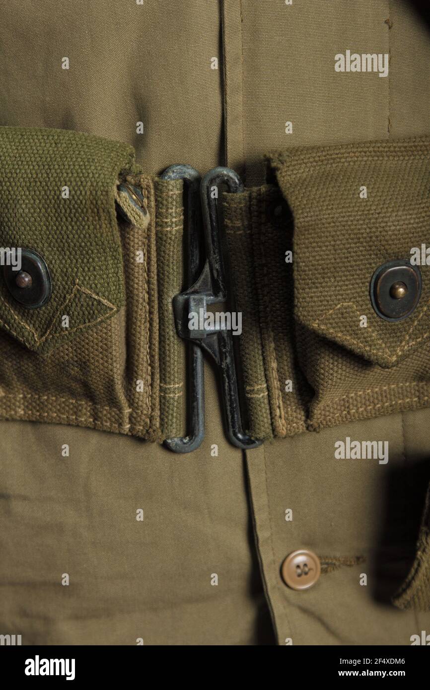 Details of the uniform of the American ranger of the period of the ...