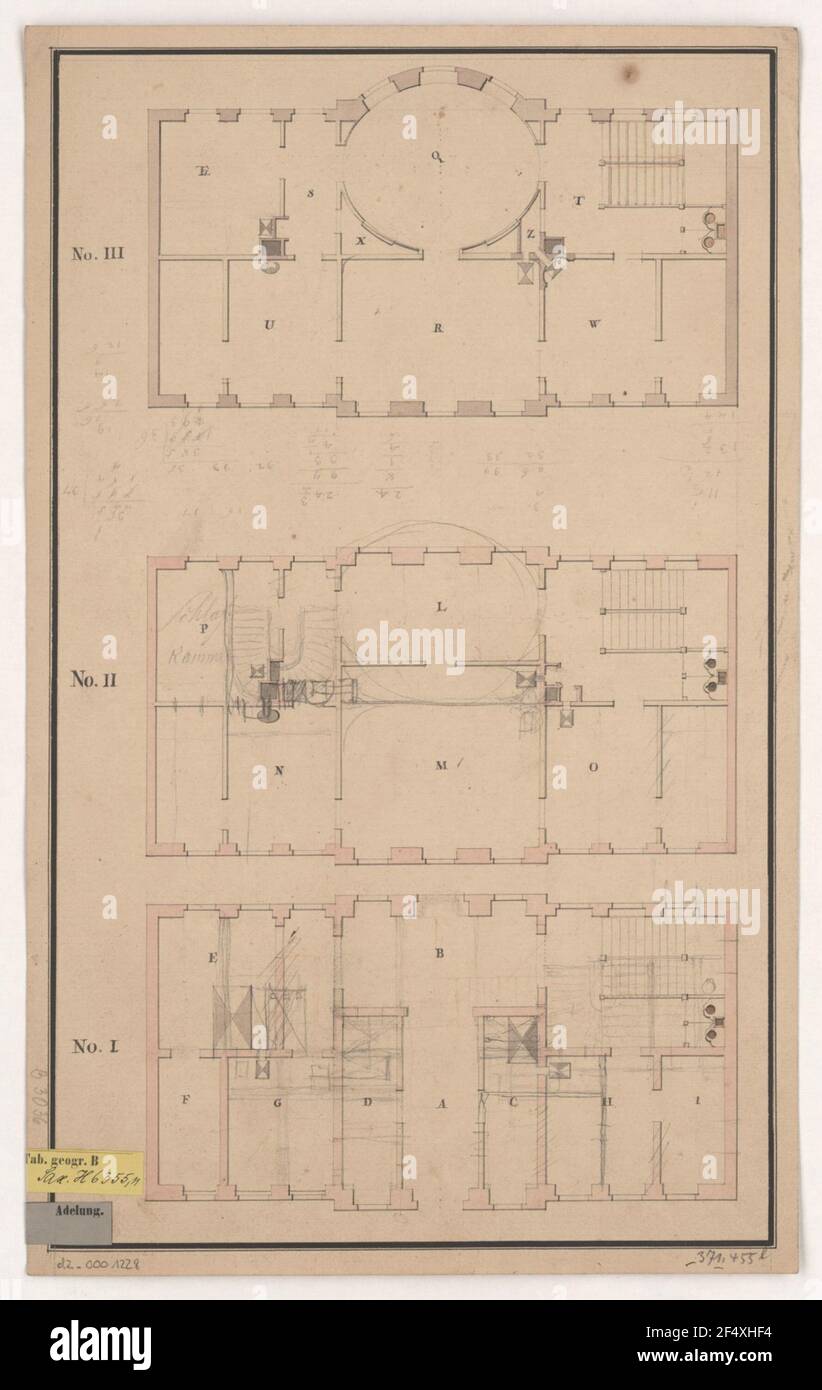 Two storey plans hi-res stock photography and images - Alamy