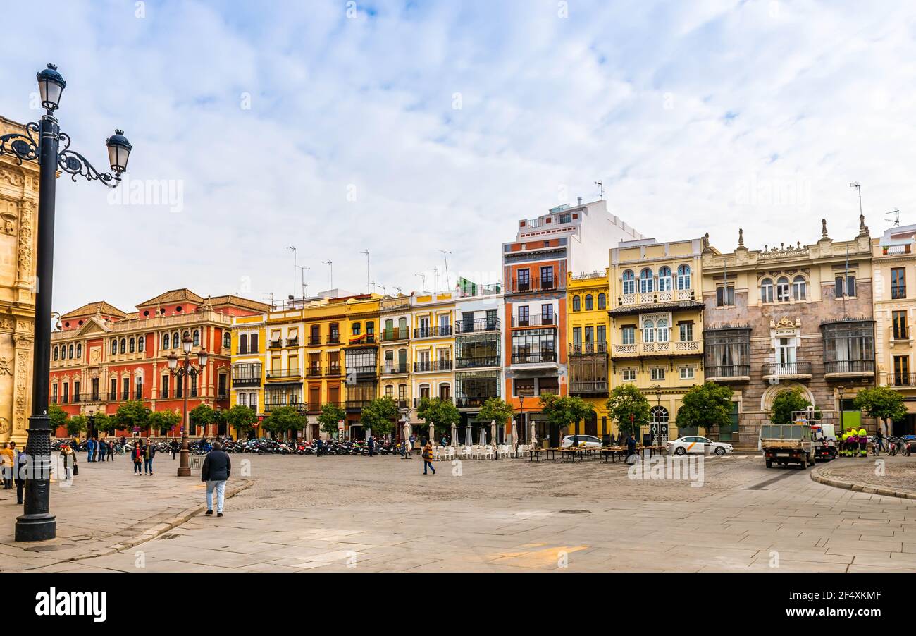 St francis square hi-res stock photography and images - Alamy