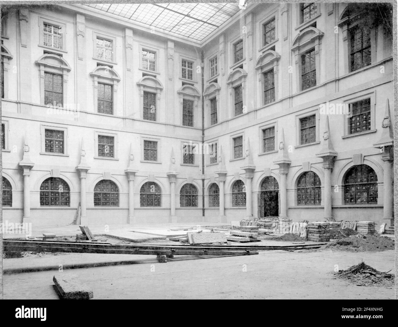 new town hall Stock Photo - Alamy