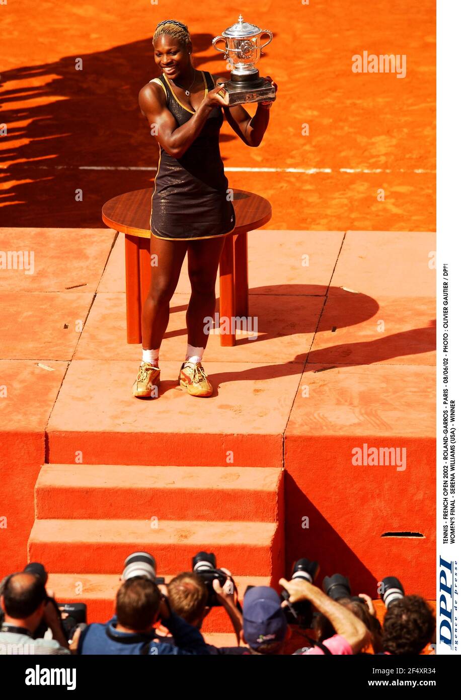 Serena williams 2002 french hi-res stock photography and images - Alamy