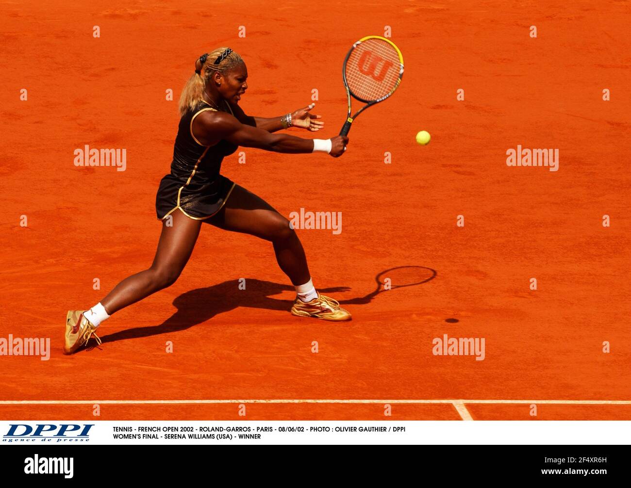 Serena williams 2002 french hi-res stock photography and images - Alamy