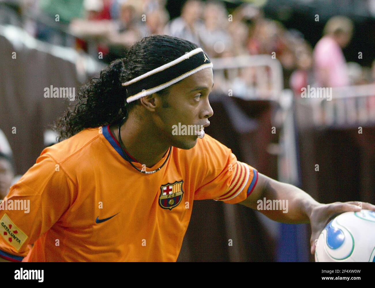 Ronaldinho gets ready to take a corner kick. FC Barcelona demolished ...