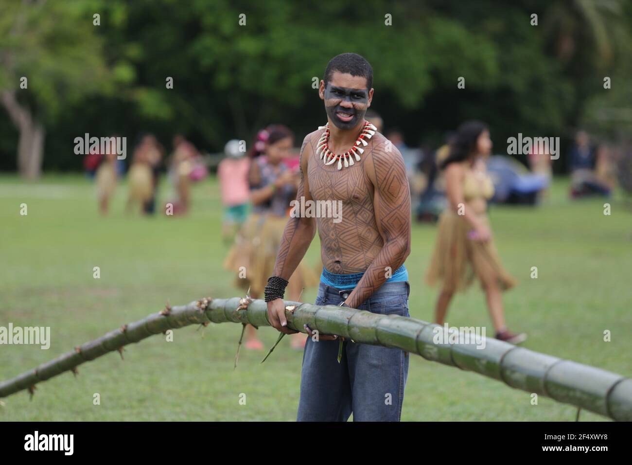 Xavante tribe hi-res stock photography and images - Alamy