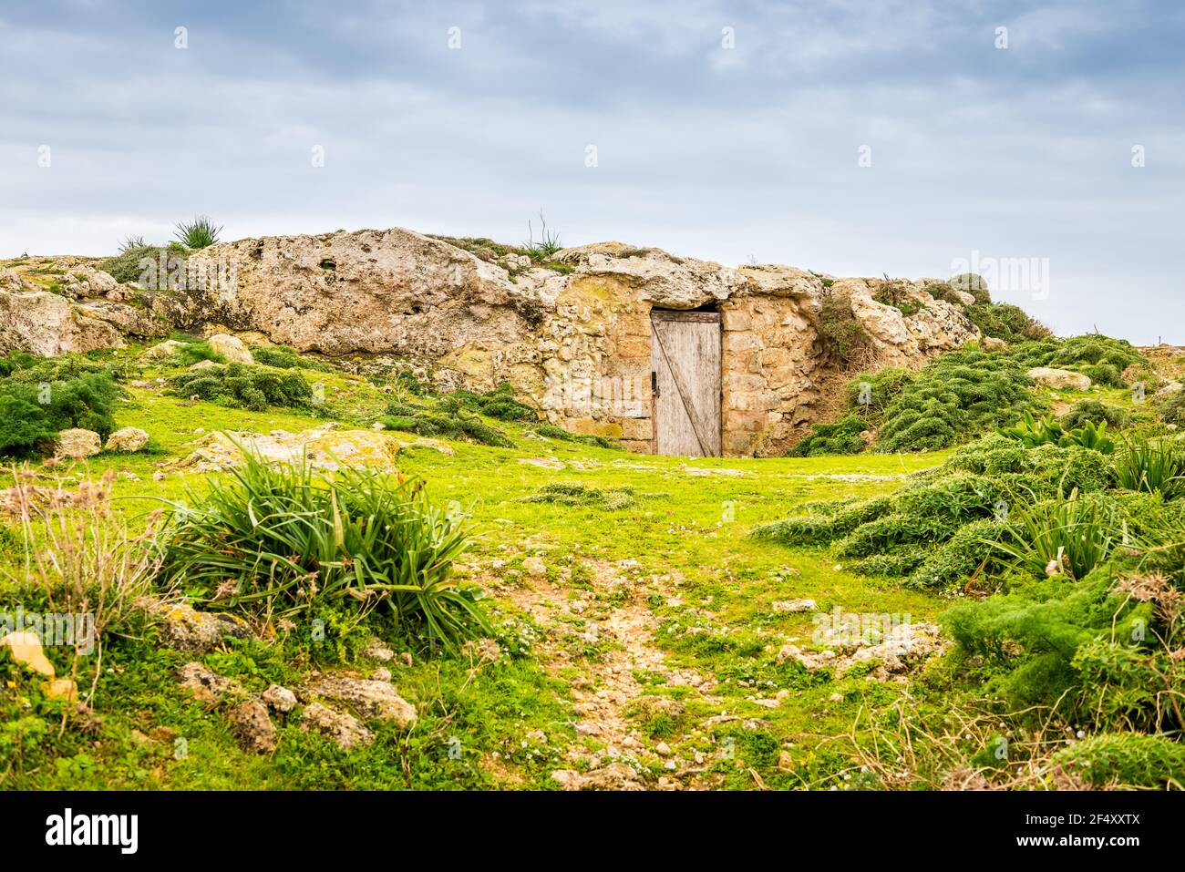 Stone sheepfold hi-res stock photography and images - Alamy