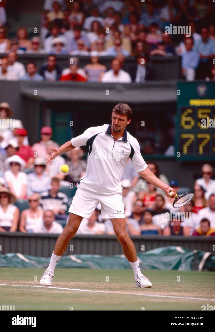 Goran wimbledon 2001 hi-res stock photography and images - Alamy