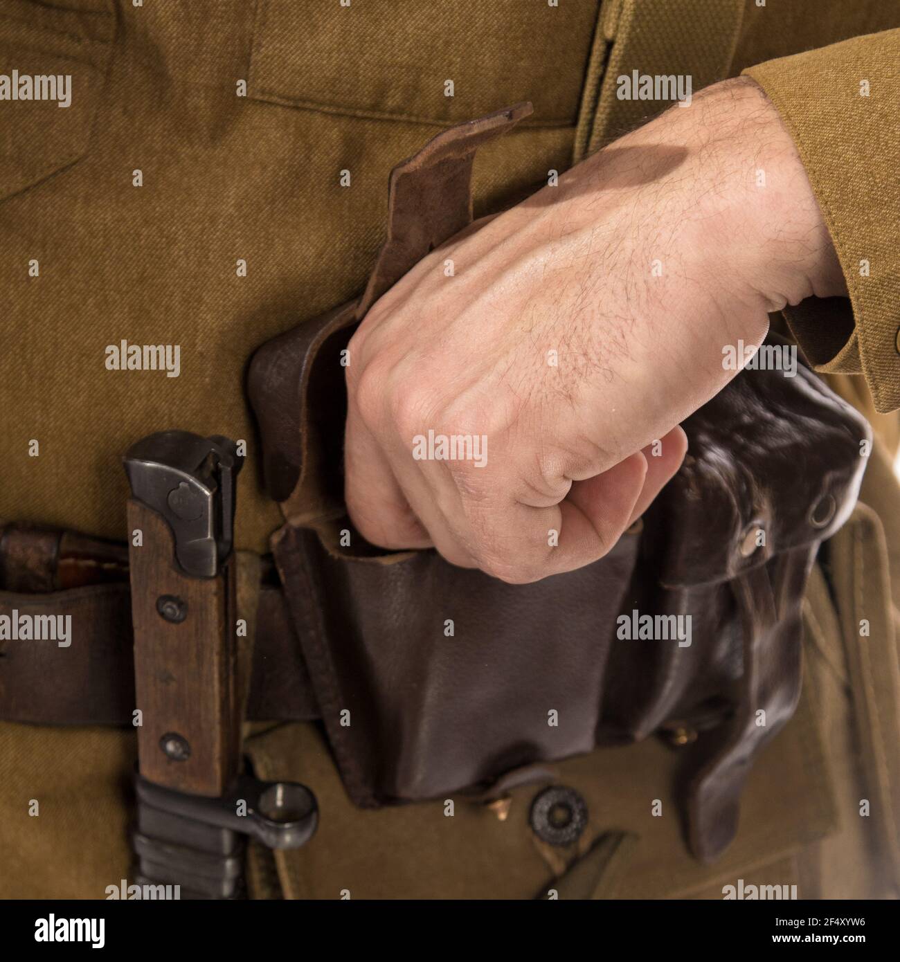 Details of uniforms and weapons in the hands of ordinary soldiers of ...