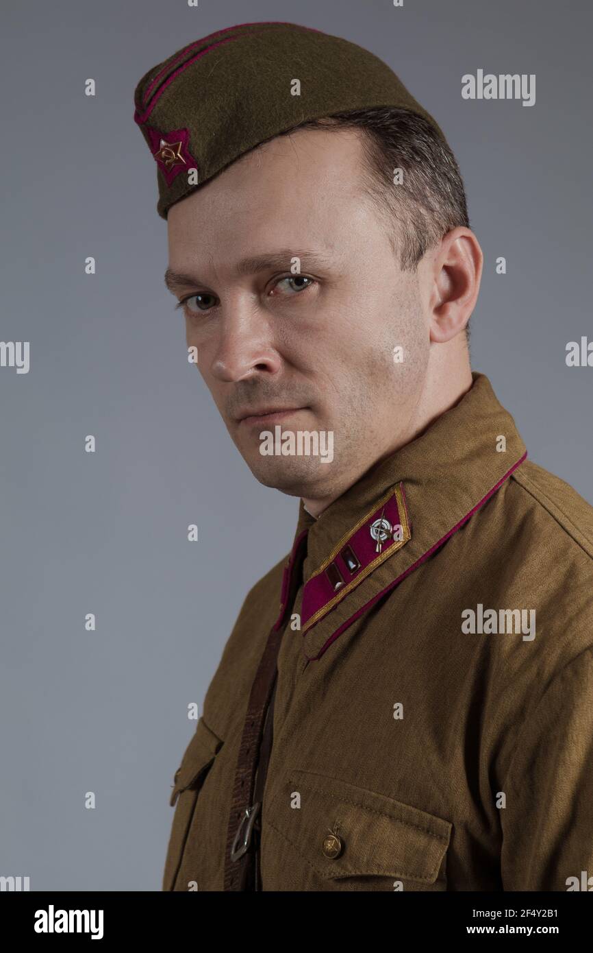 Film actor in world war ii hi-res stock photography and images - Alamy