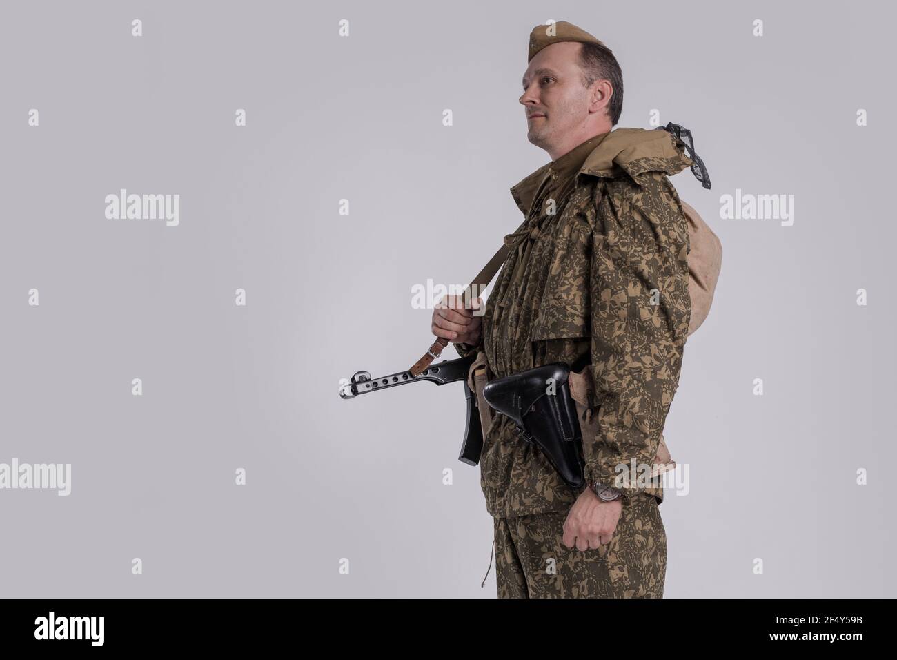 Ww2 garrison cap hi-res stock photography and images - Alamy