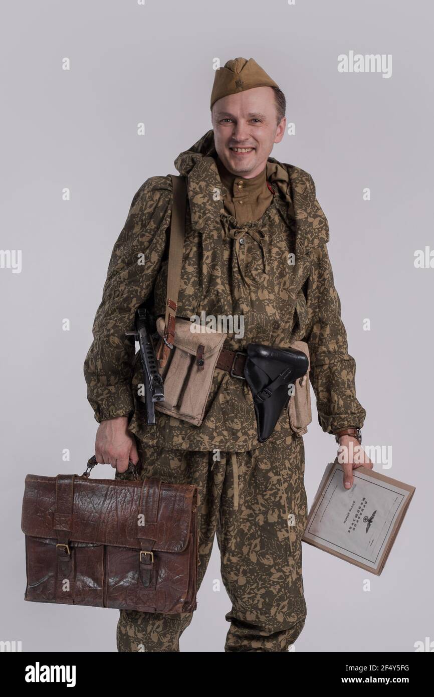 Ww2 garrison cap hi-res stock photography and images - Alamy