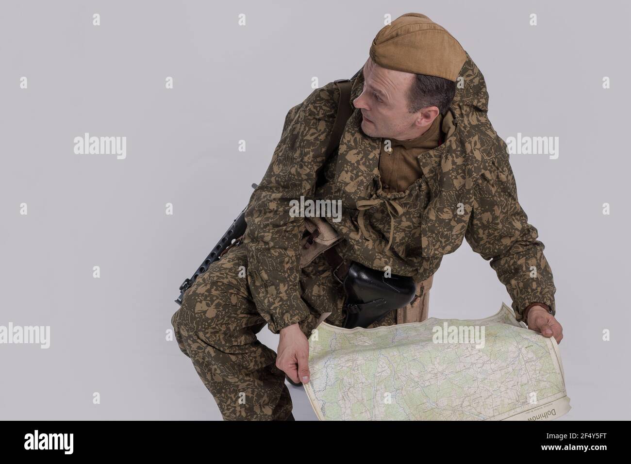 Ww2 garrison cap hi-res stock photography and images - Alamy