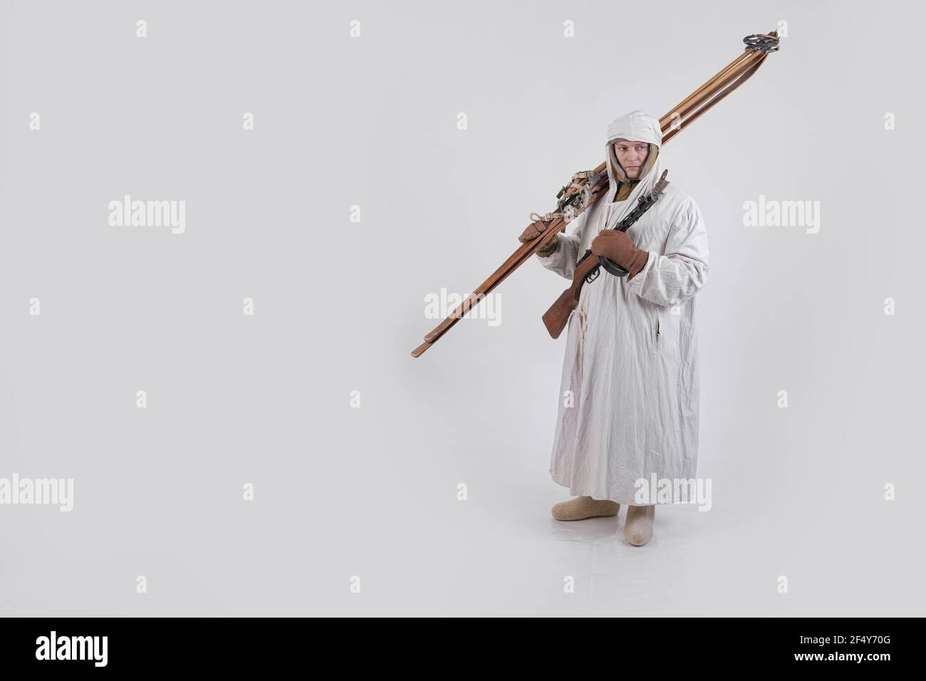Soviet machine gunner ww2 hi-res stock photography and images - Alamy
