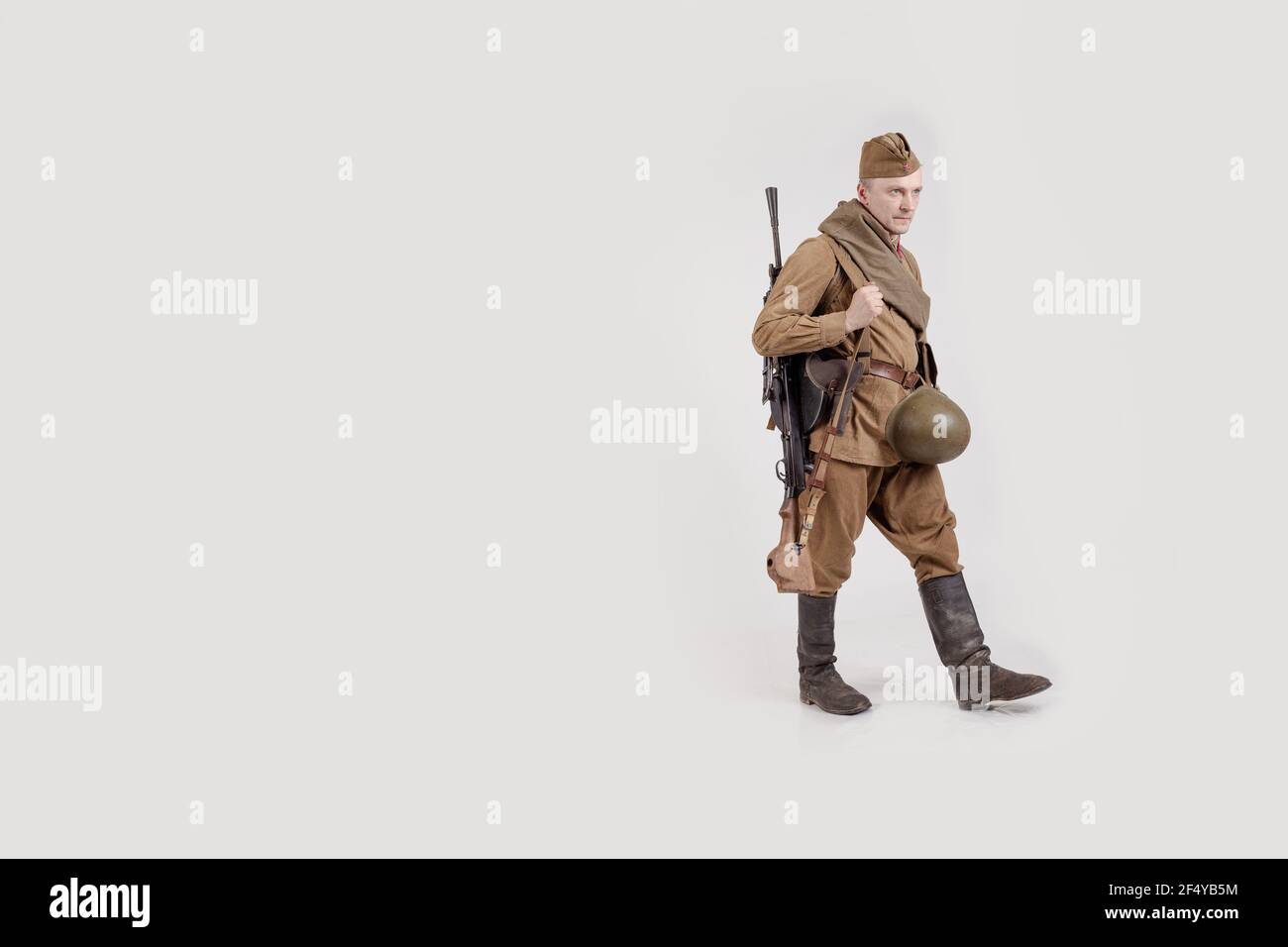Soviet soldier red star helmet rifle hi-res stock photography and ...