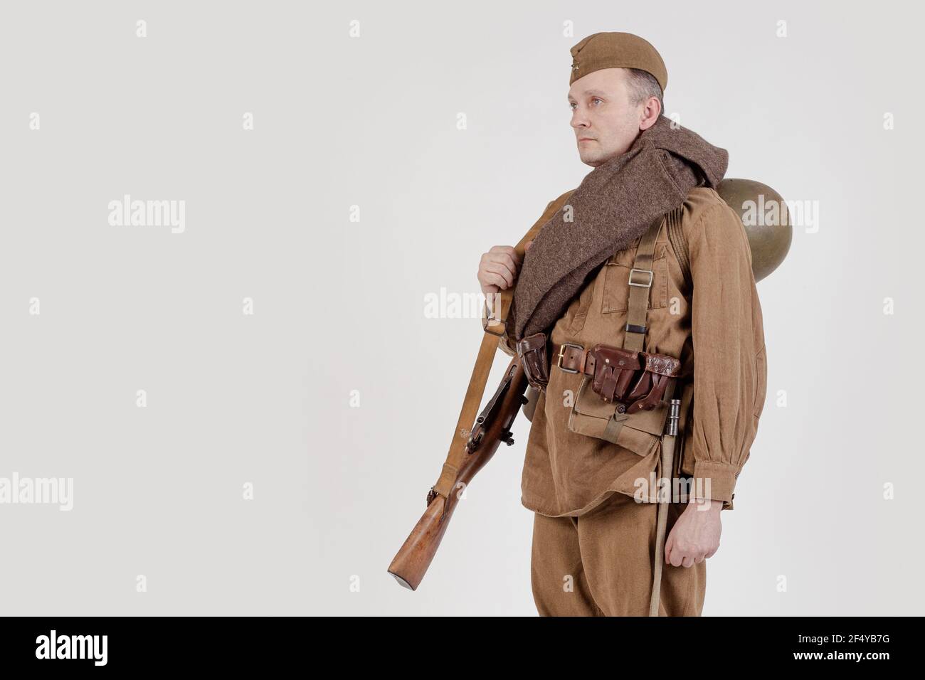 Soviet soldier red star helmet rifle hi-res stock photography and ...