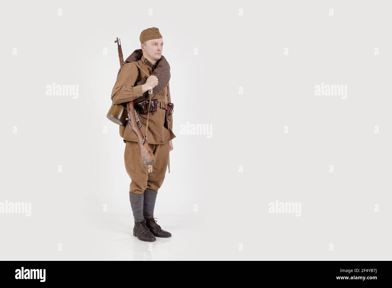 Soviet soldier red star helmet rifle hi-res stock photography and ...