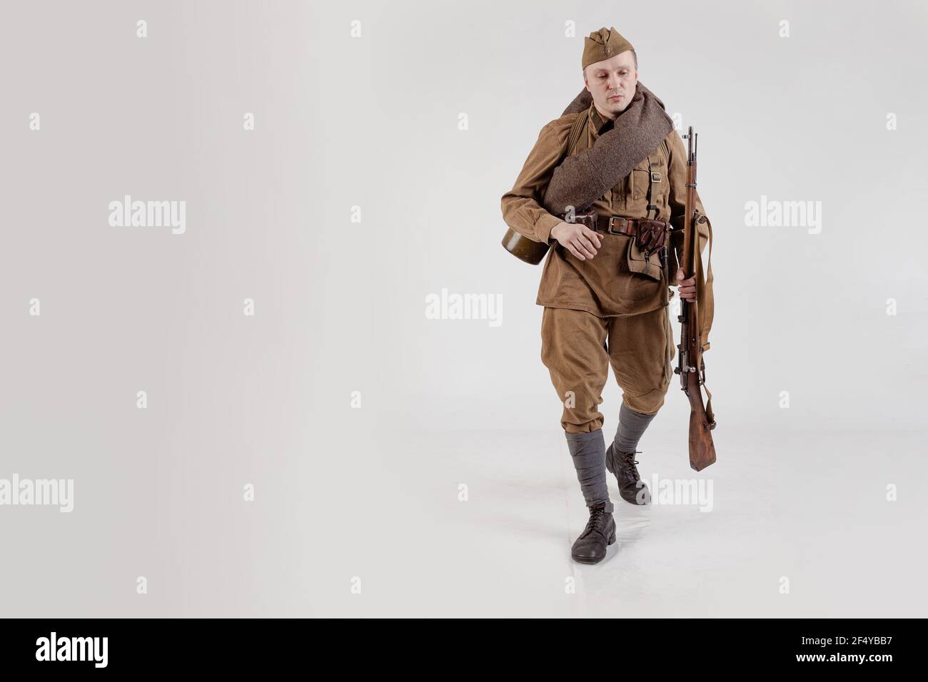 Soviet soldier red star helmet rifle hi-res stock photography and ...