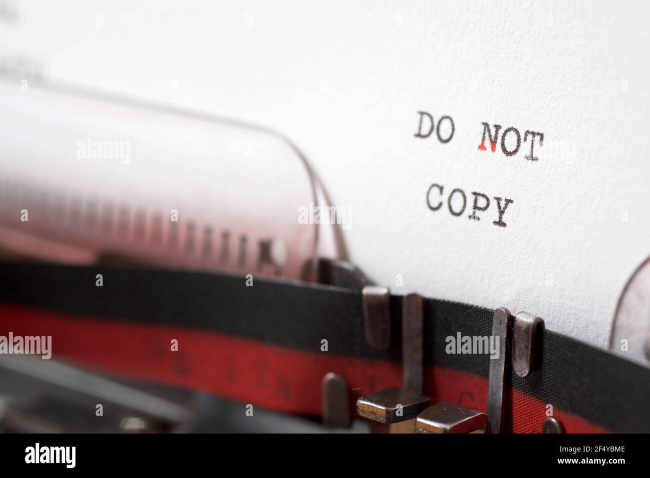 Do not copy phrase written with a typewriter Stock Photo - Alamy