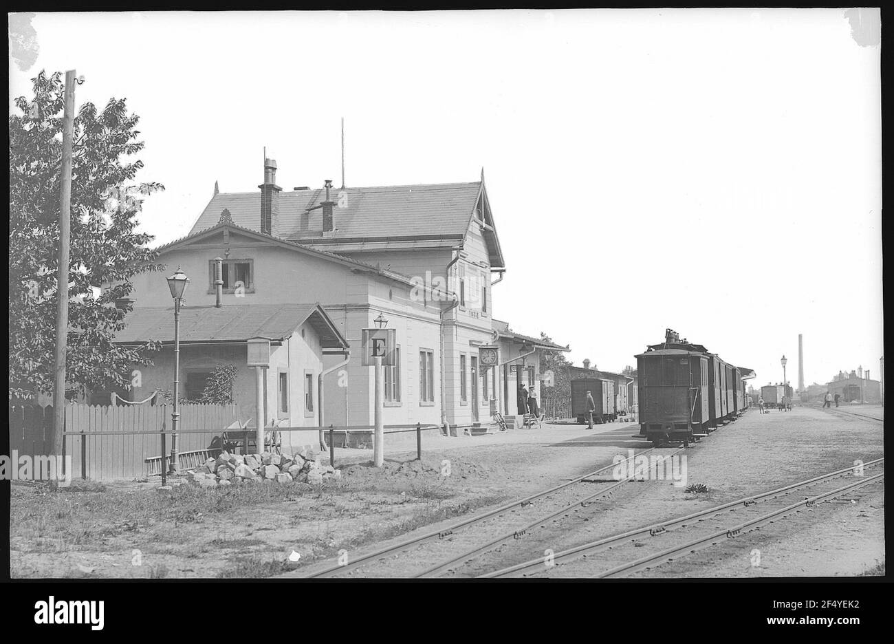 Milling. railway station Stock Photo - Alamy