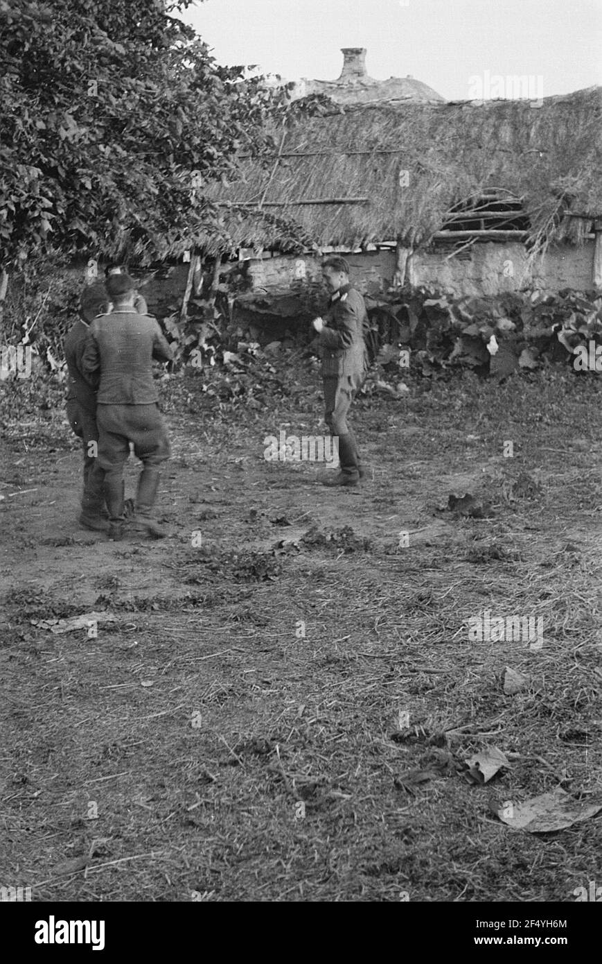 Second World War. For billeting. Soviet Union. Dancing relatives of the ...