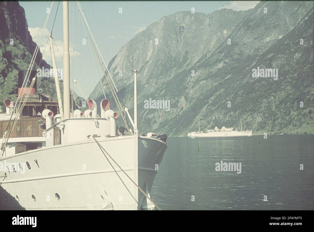 Travel photos Norway. Passenger ships "Vaerø" and "Milwaukee" in the ...