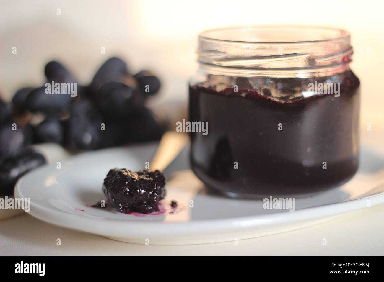 Cartoon jam preserve hi-res stock photography and images - Alamy