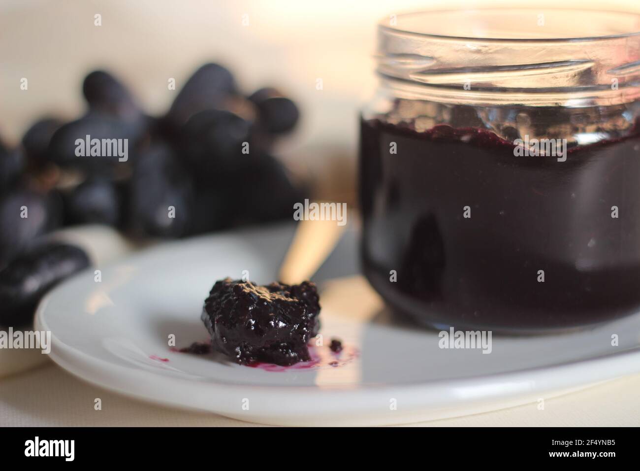 Strawberry juice cartoon hi-res stock photography and images - Alamy