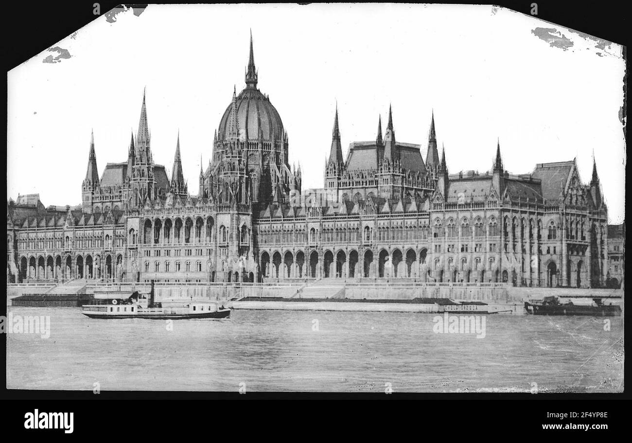 Parliament in budapest 19th century Black and White Stock Photos ...