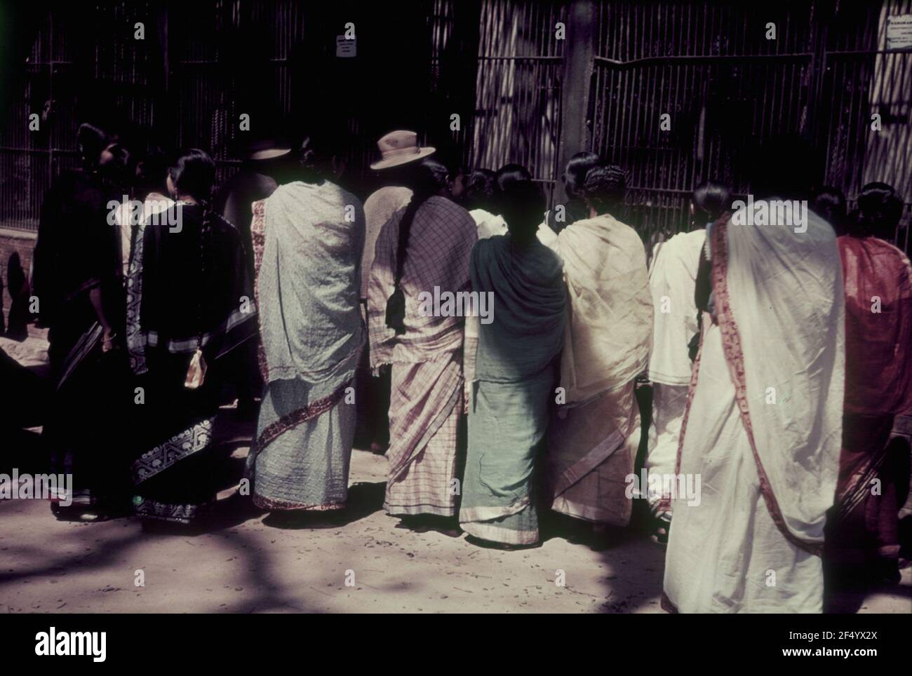 Group waiting from behind hi-res stock photography and images - Alamy