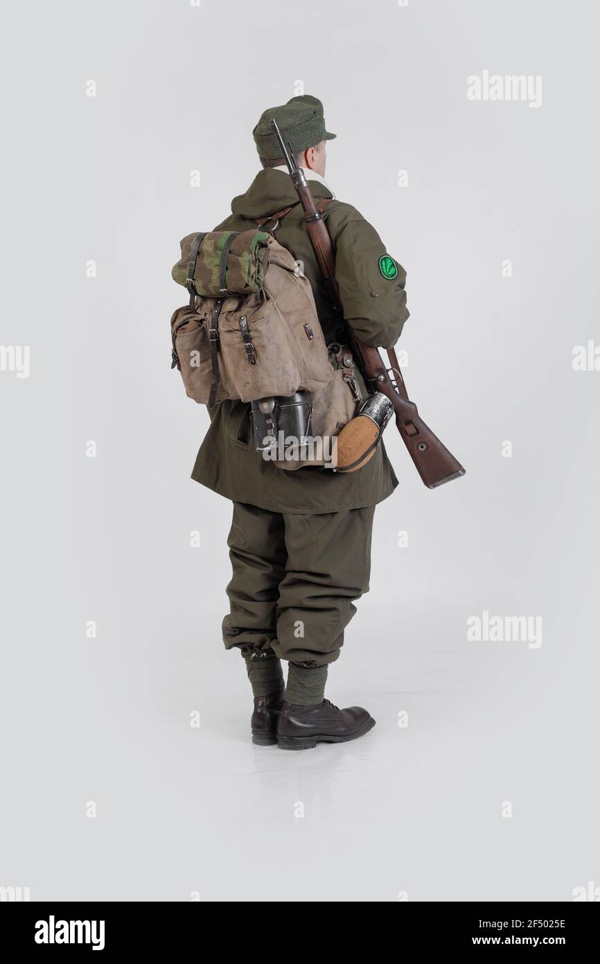 German mp40 machine gun hi-res stock photography and images - Alamy