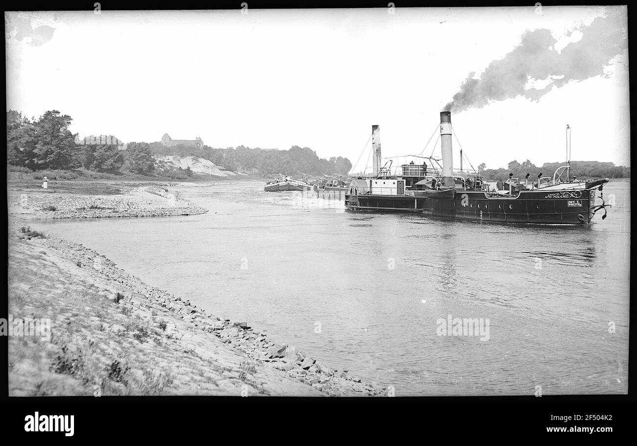 Belger. View of the Elbe with a trail Stock Photo - Alamy