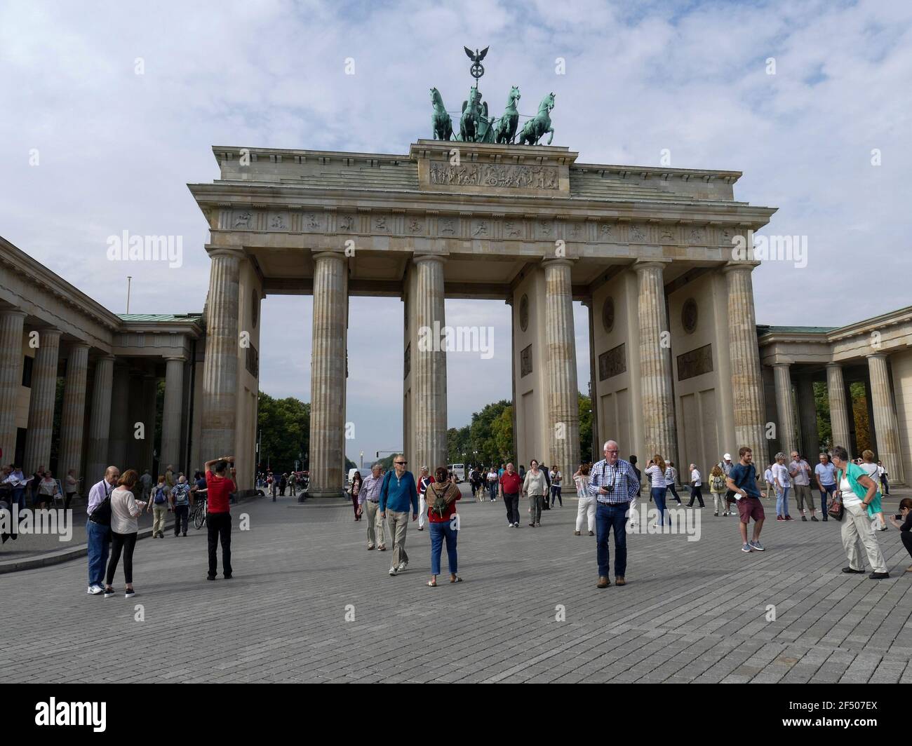 Former city gate hi-res stock photography and images - Alamy