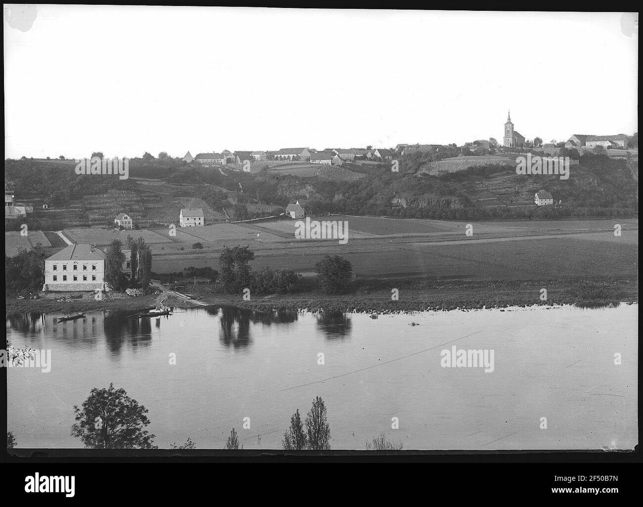 View into nature Black and White Stock Photos & Images - Alamy