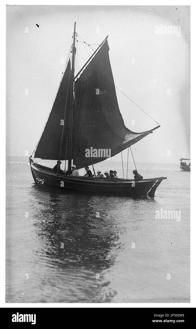 Boat water lake Cut Out Stock Images & Pictures - Alamy