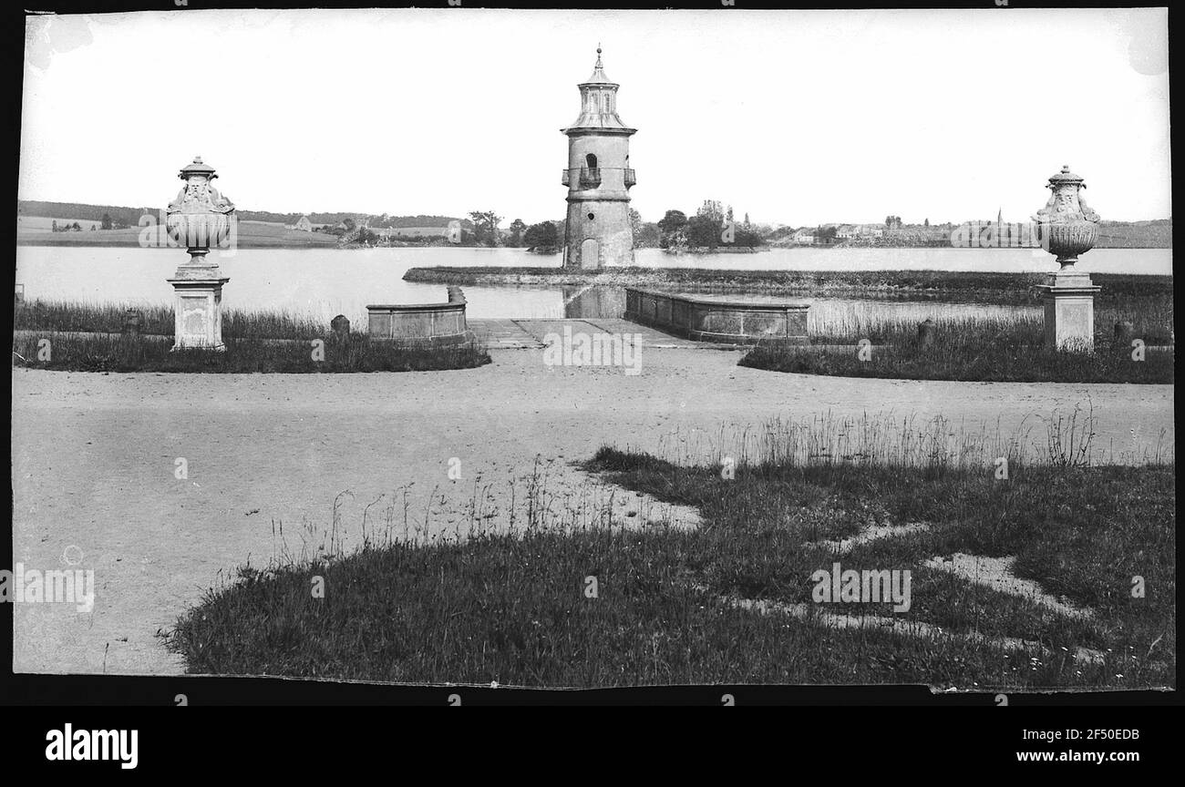 Lighthouse rural landscape Black and White Stock Photos & Images - Alamy