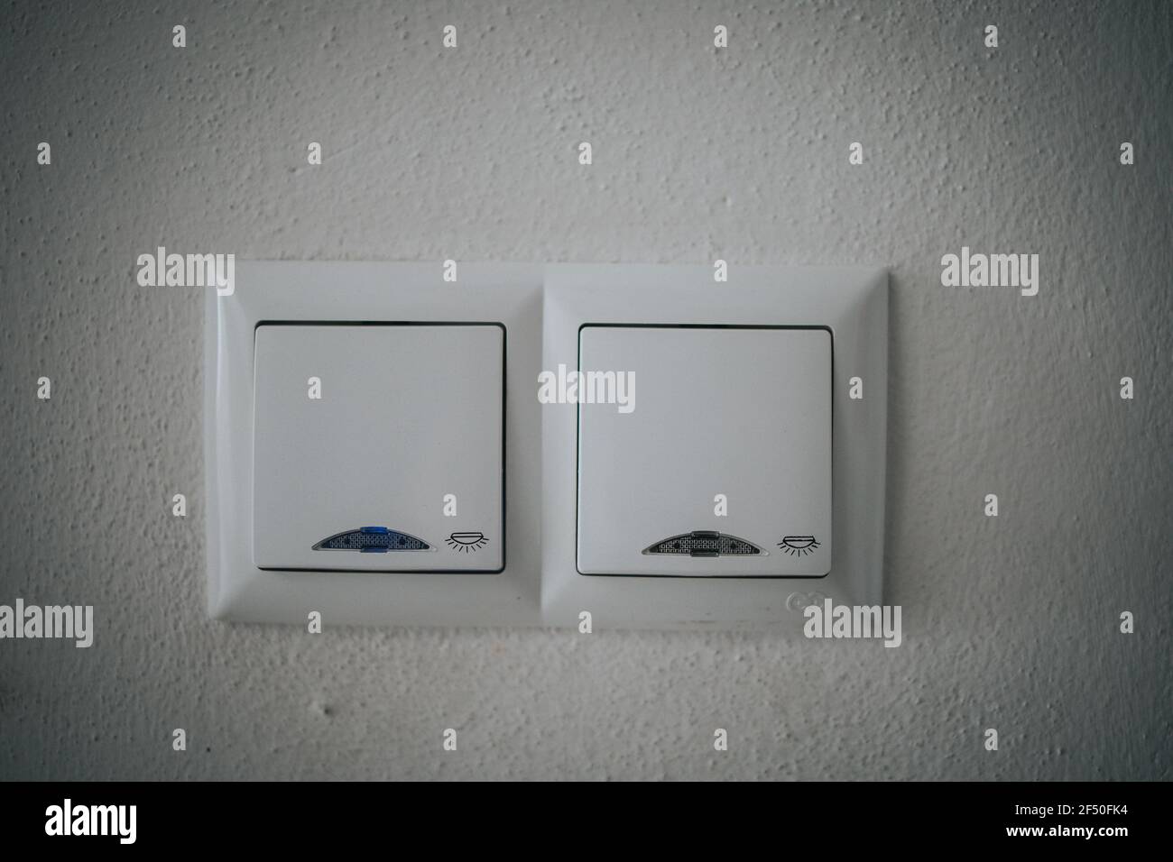 Two light switches hi-res stock photography and images - Alamy