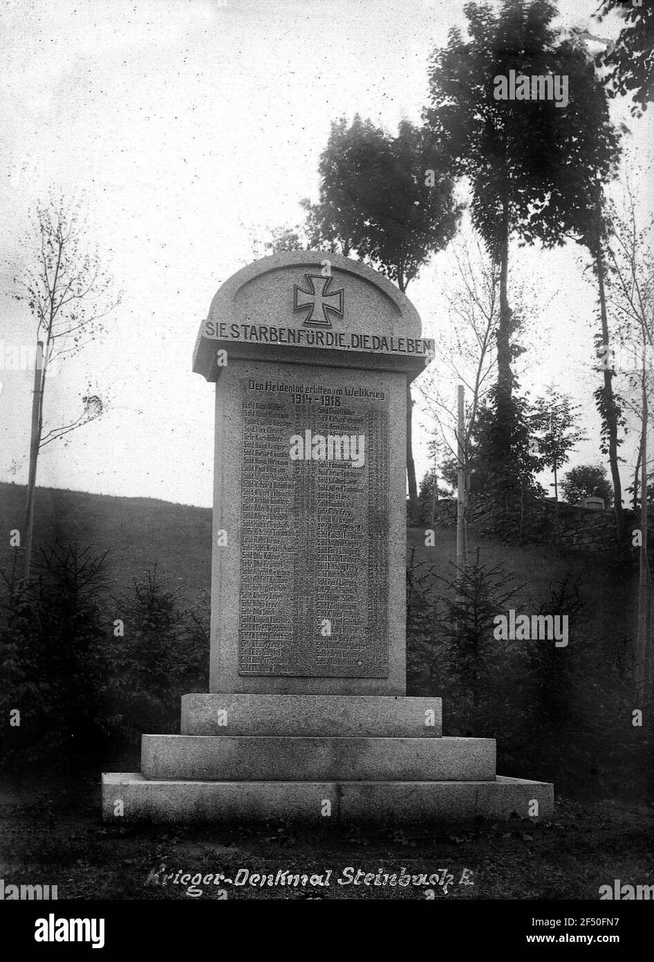 The warrior statue Black and White Stock Photos & Images - Alamy