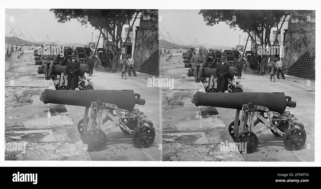 Heritage iron cannon Black and White Stock Photos & Images - Alamy