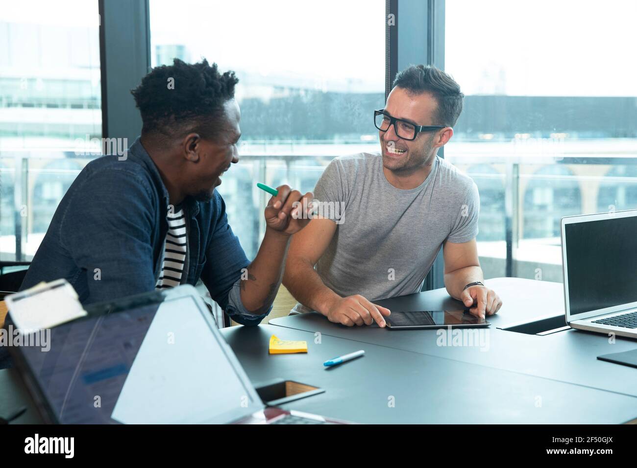 Digital meeting room hi-res stock photography and images - Alamy