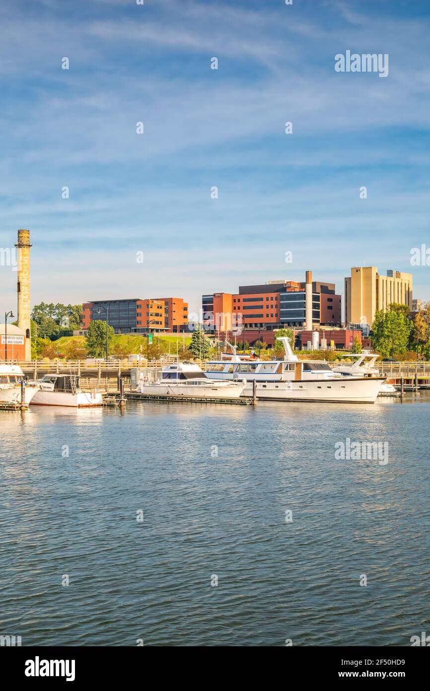 Downtown erie hi-res stock photography and images - Alamy