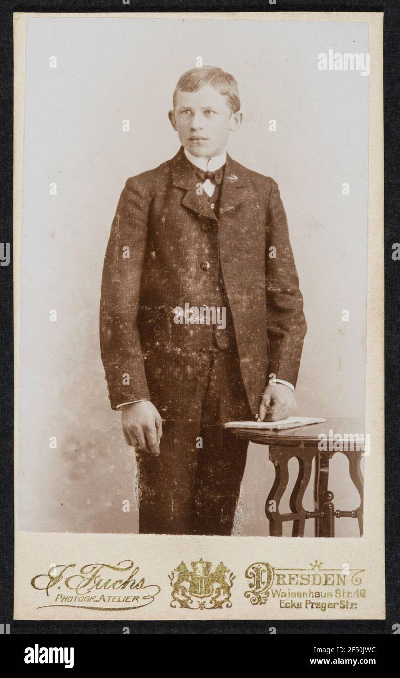 Yarn techniques hi-res stock photography and images - Alamy