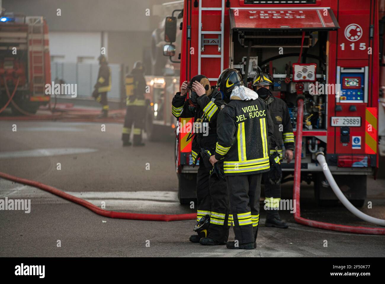 Ladder 3 fire truck hi-res stock photography and images - Alamy