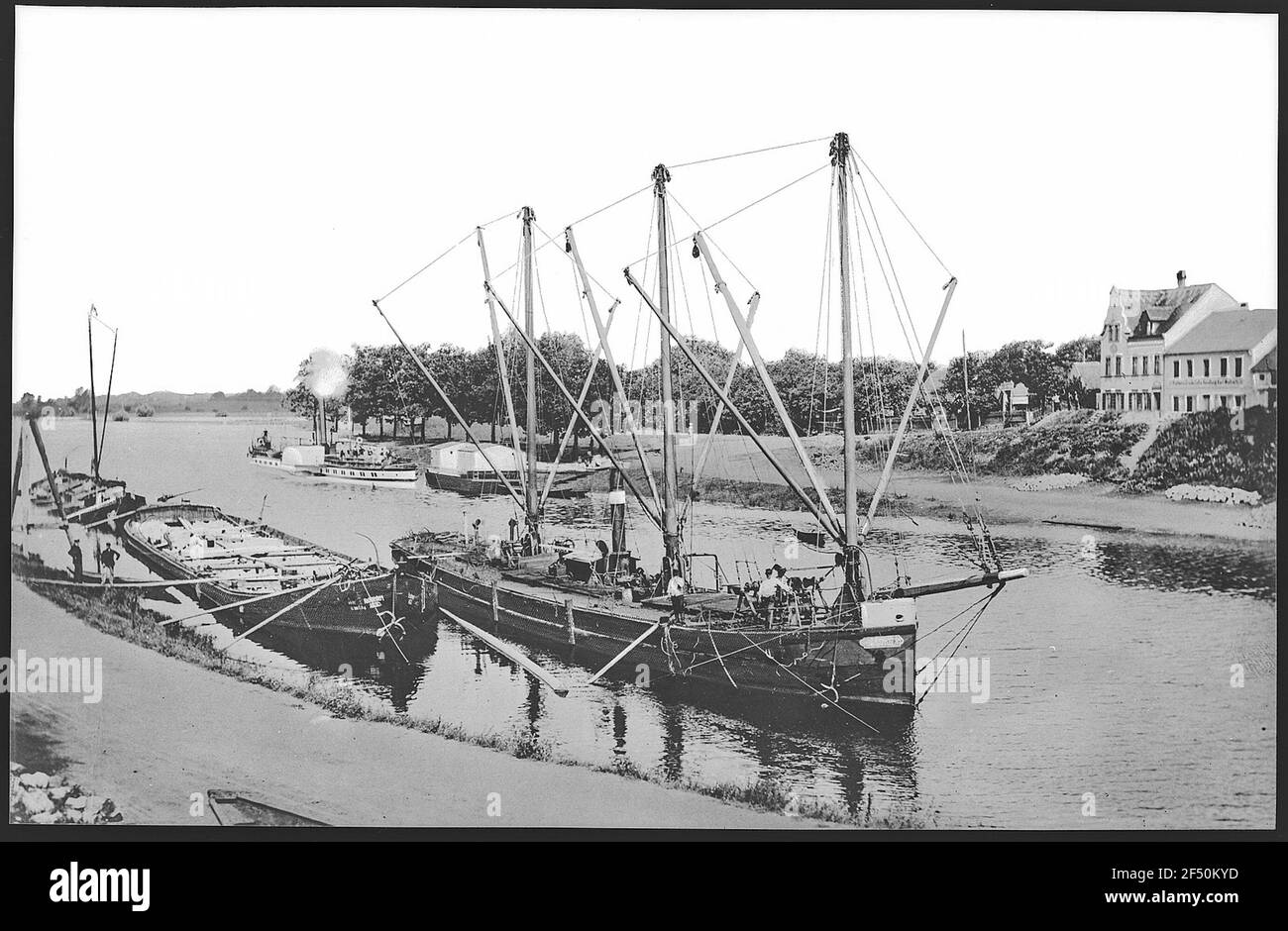 German barges hi-res stock photography and images - Alamy