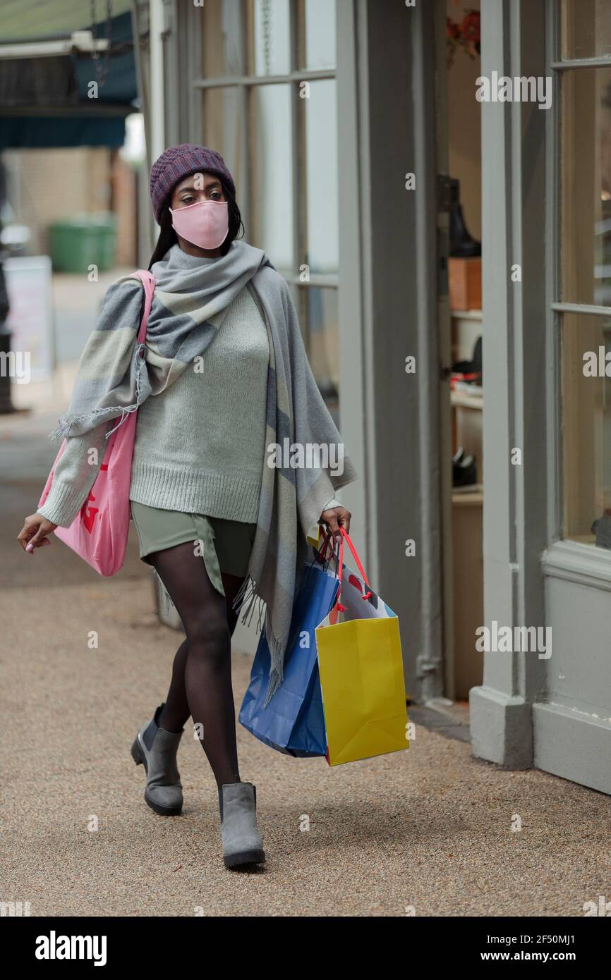 Stocking mask woman hi-res stock photography and images - Alamy