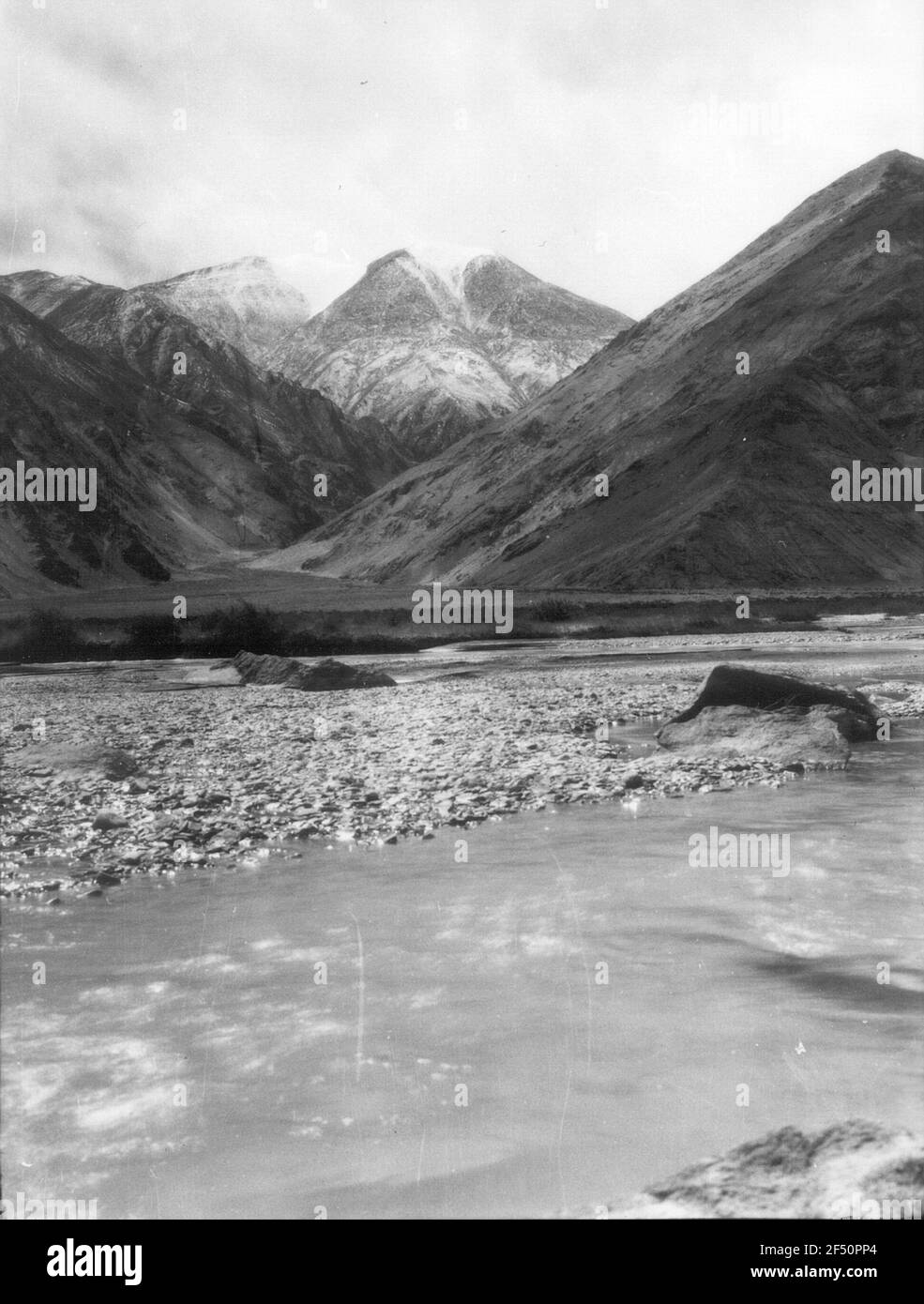 China. Sinkiang (Xinjiang). Kunlun. Valley of Karakasch Darja. Older ...