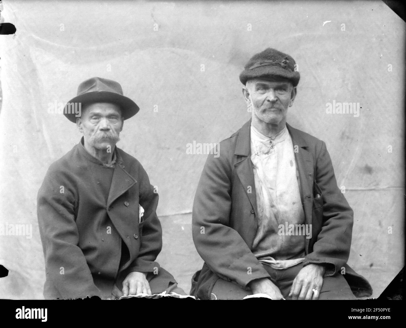 Machines metal industrial factory Black and White Stock Photos & Images ...