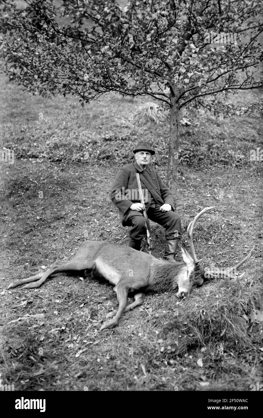 Skill hunting Black and White Stock Photos & Images - Alamy